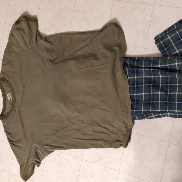 Mossimo Supply Co. | Shirts | Mens Mossimo Supply Co Xl Green Shirt With Chaps M Green Blue Pj ...